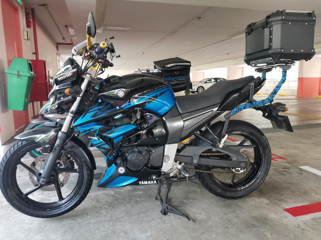 Yamaha FZ16 rim wrapping, Motorcycles, Motorcycle Apparel on Carousell