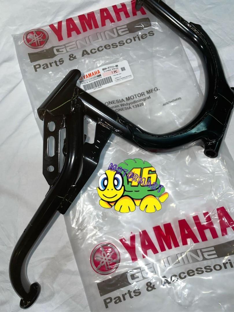 YAMAHA MAIN STAND - NMAX V2, Motorcycles, Motorcycle Accessories on Carousell