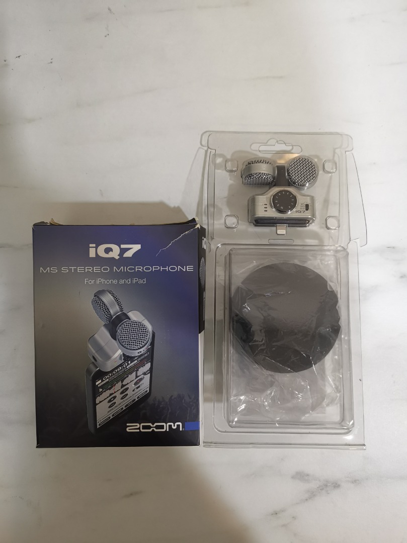 Zoom iQ7 MS Stereo Microphone (Iphone/Ipad), Audio, Microphones on Carousell
