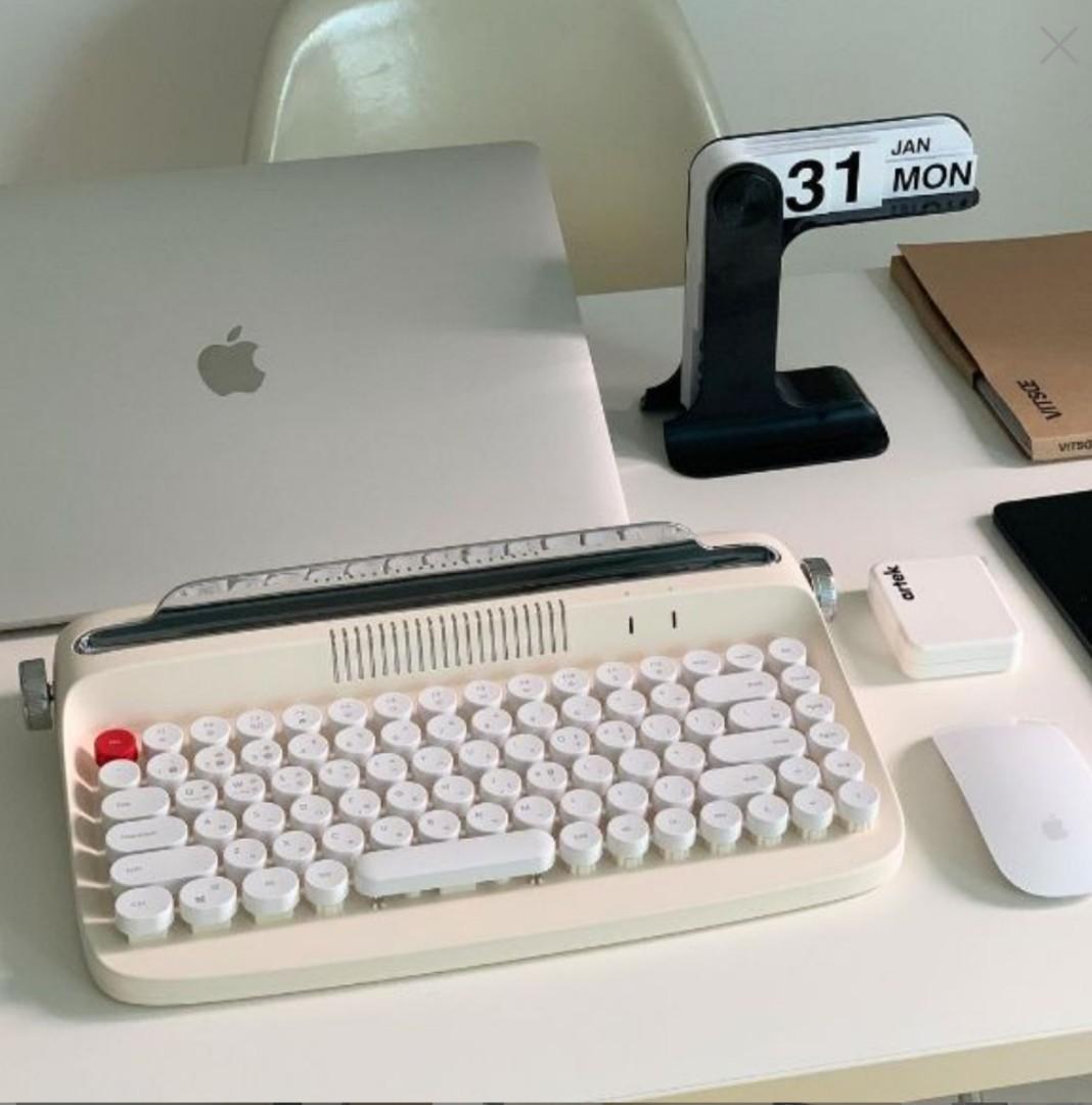 accto 復古打字機鍵盤 藍牙鍵盤, 電腦及科技產品, 電腦周邊產品, 電腦鍵盤及相關產品在旋轉拍賣