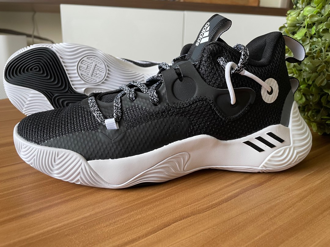 Adidas Harden Step Back3 7.5 us, Men's Fashion, Footwear, Sneakers on ...