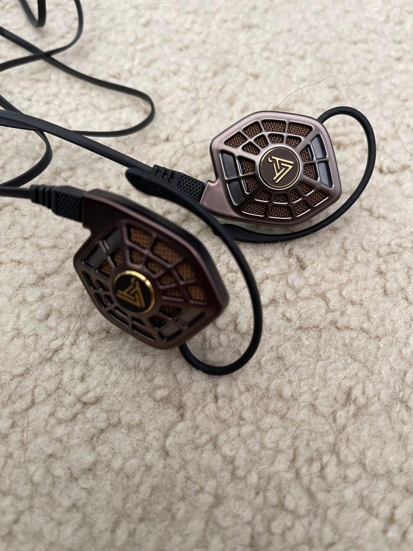 Audeze isine 20 w/ Bluetooth module, Audio, Earphones on Carousell