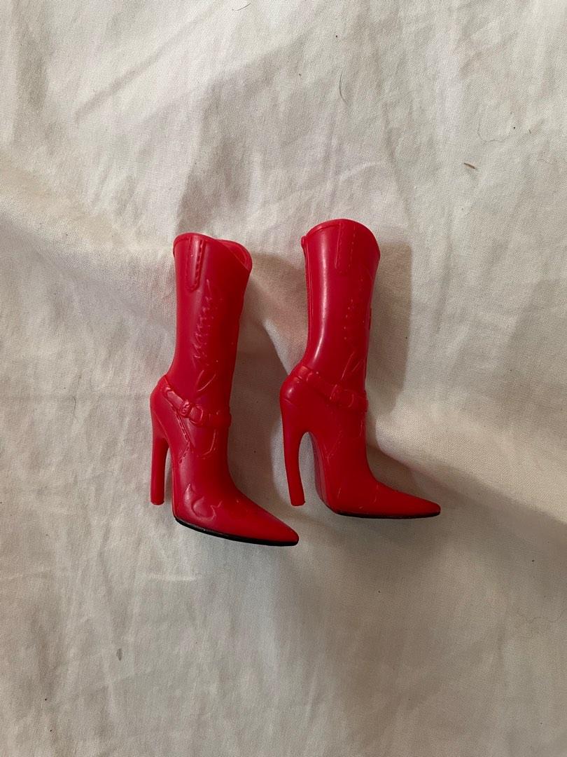Bratz Cowgirl Cloe boots, Hobbies & Toys, Toys & Games on Carousell
