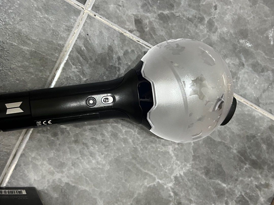 BTS Army Bong Ver 3 Light Stick, Hobbies & Toys, Memorabilia ...