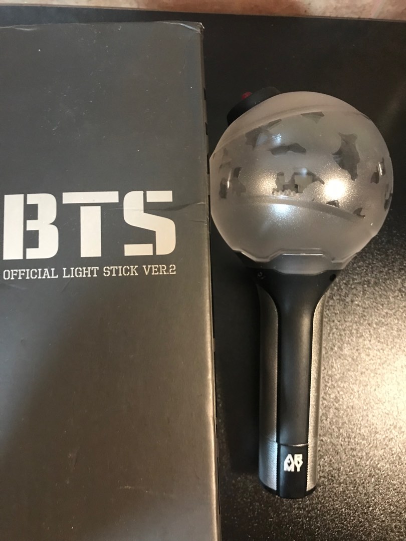 BTS light stick version 2, Hobbies & Toys, Memorabilia & Collectibles ...