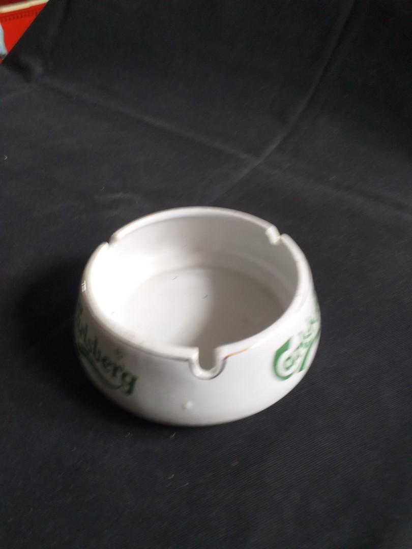 Canvas frame,trinket,display,ashtray,frame,platter,tray,saucer ...
