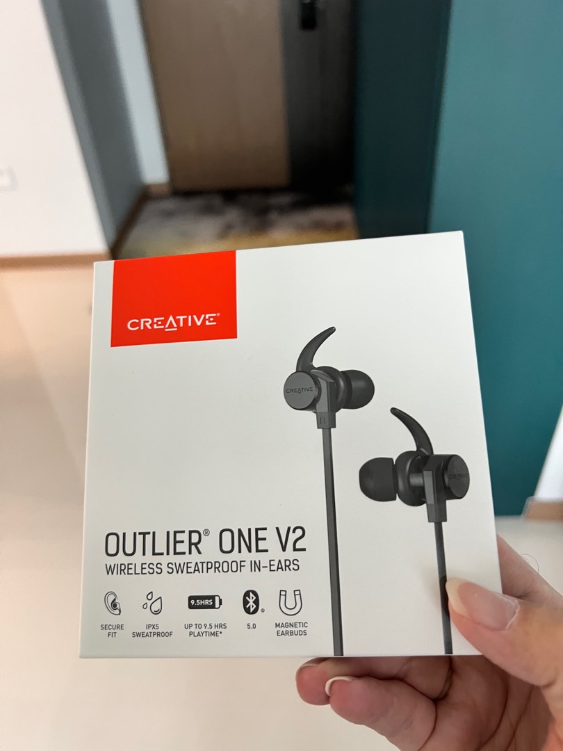 Creative outlier one v2, Audio, Earphones on Carousell