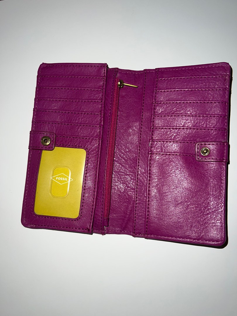 Fossil wallet, Women's Fashion, Bags & Wallets, Wallets & Card Holders ...