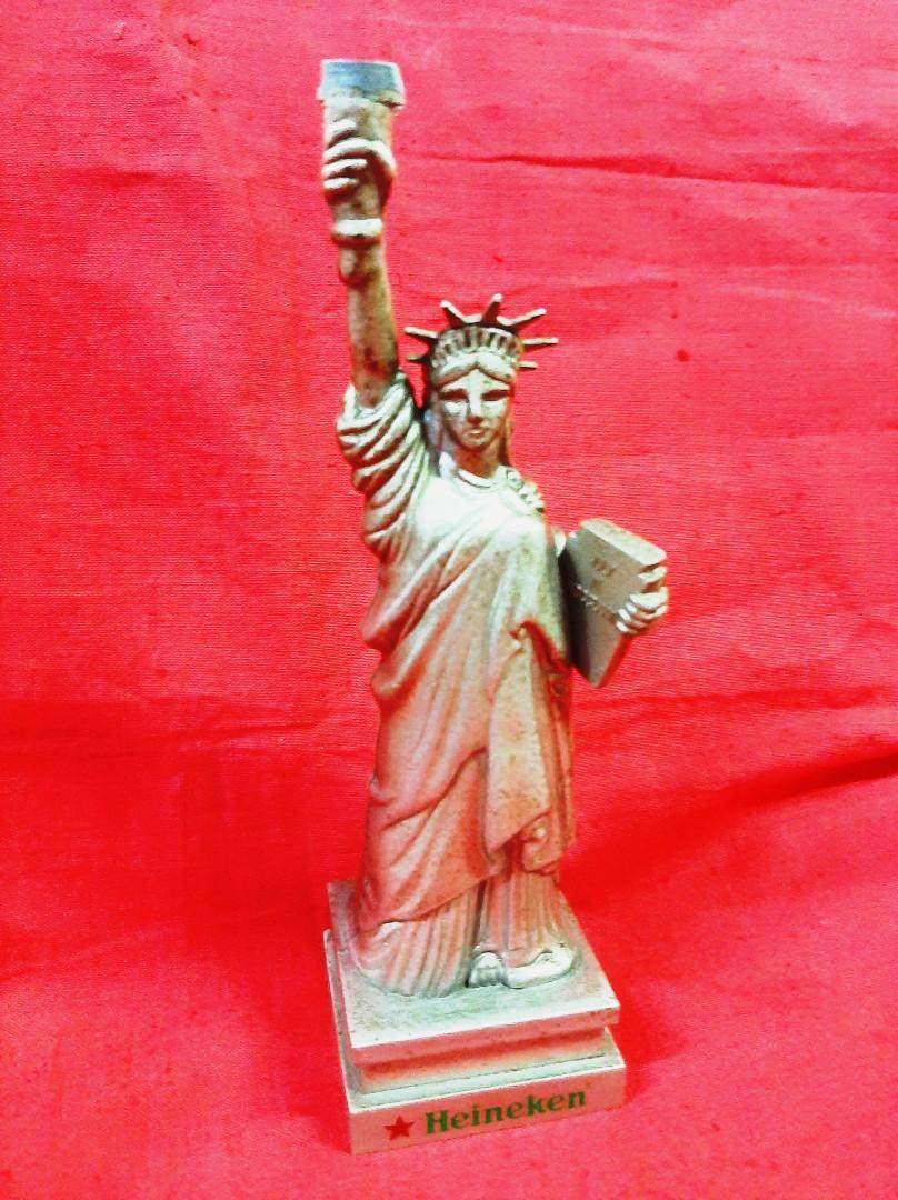 heineken statue of liberty figure premium metal lighter, Hobbies & Toys ...