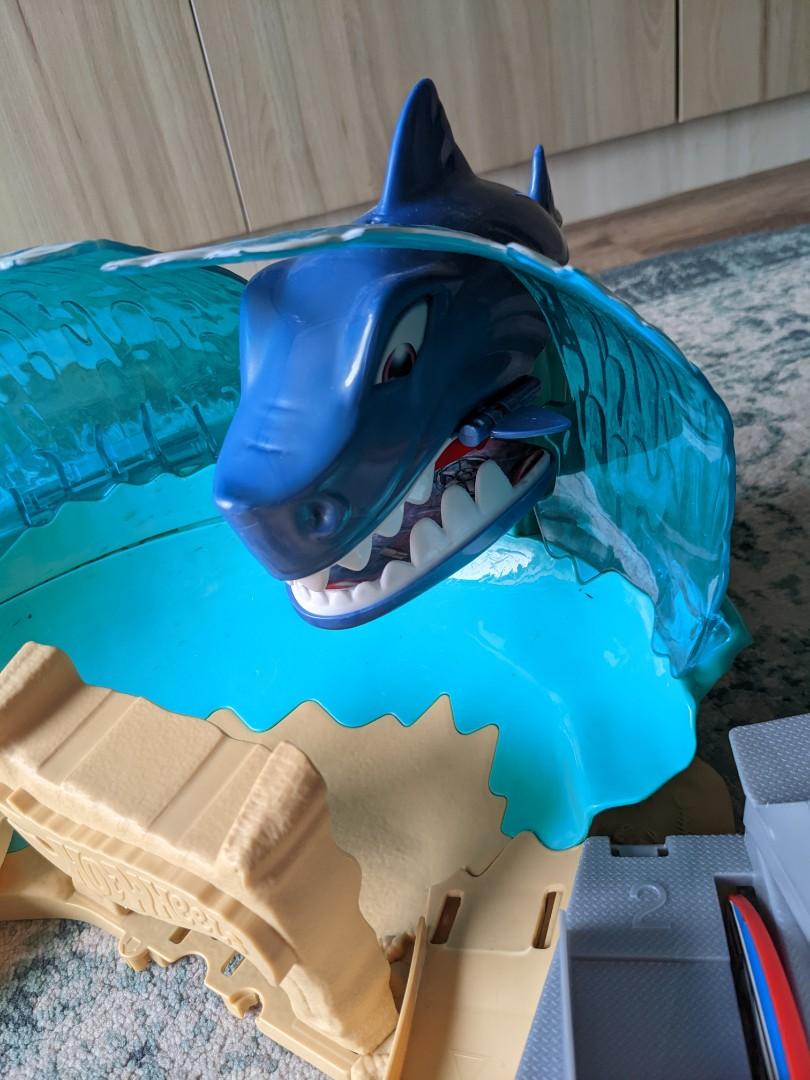Hot Wheels shark track, Hobbies & Toys, Toys & Games on Carousell