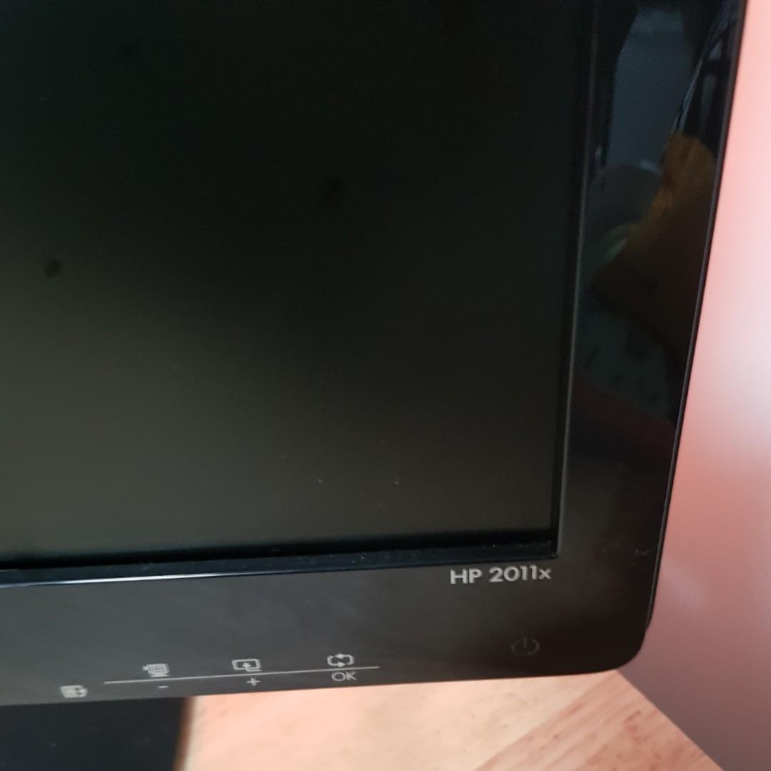 HP 2011X Monitor, Computers & Tech, Desktops on Carousell