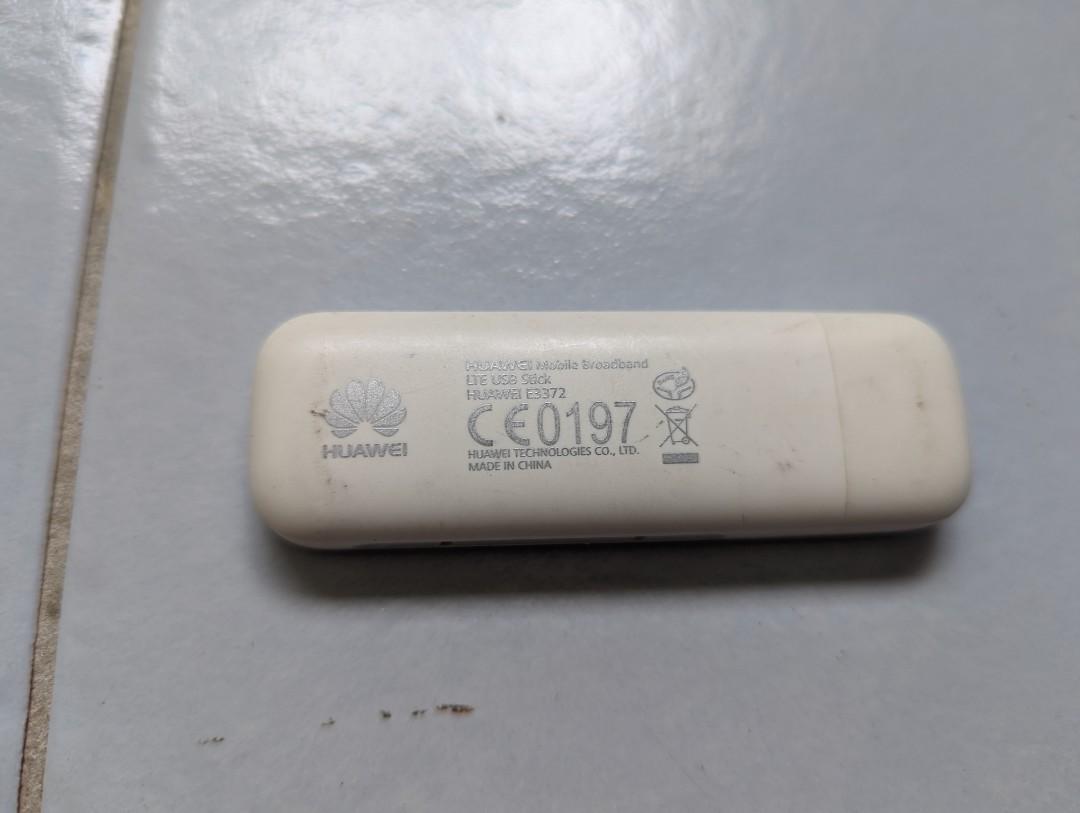Huawei USB Broadband Modem Dongle, Computers & Tech, Parts ...