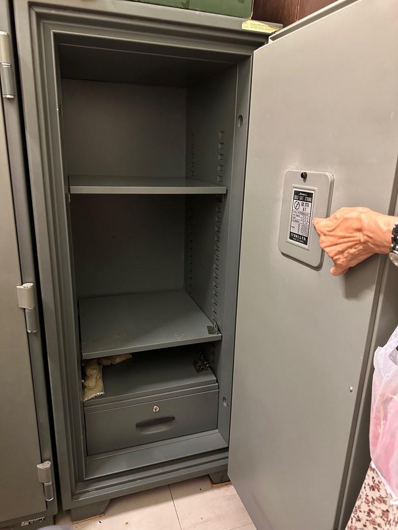 Itoki Safe, Furniture & Home Living, Security & Locks, Safe on Carousell