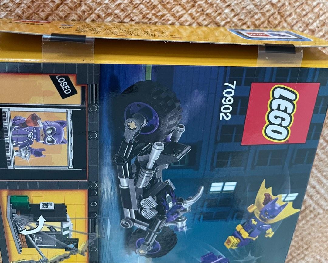 Lego 70902 Catwoman Catcycle Chase, Hobbies & Toys, Toys & Games on ...