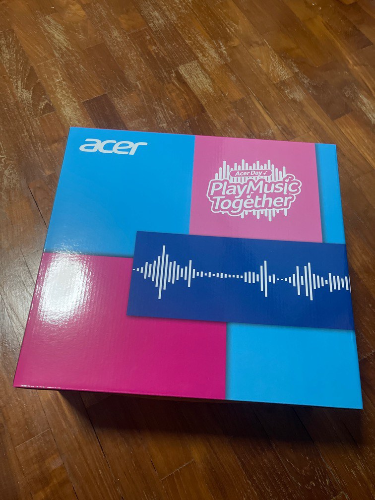 Limited edition Acer vinyl player, Audio, Other Audio Equipment on ...