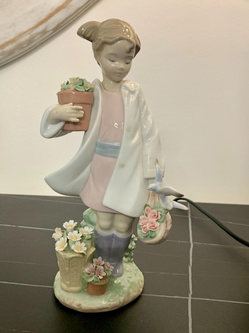 Lladro - Spring Figurine, Hobbies & Toys, Memorabilia & Collectibles ...