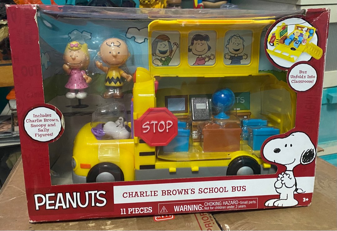 Peanuts Snoopy School Bus, Hobbies & Toys, Toys & Games on Carousell
