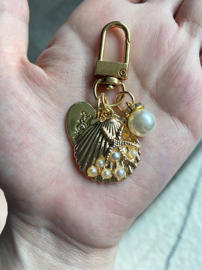 Pearl and shell Keychain, Women's Fashion, Watches & Accessories, Other ...