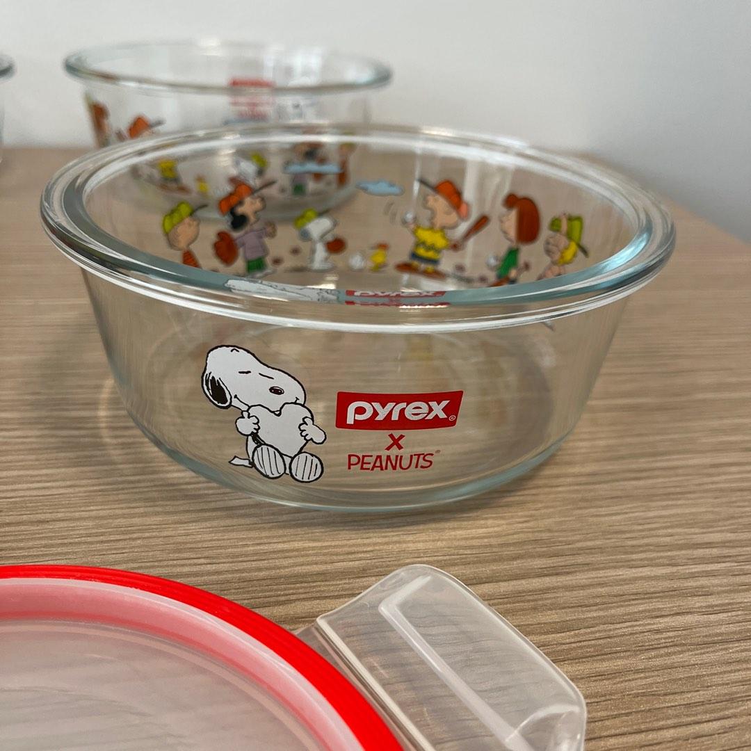 Pyrex Snoopy Peanuts storage round glass, Furniture & Home Living ...