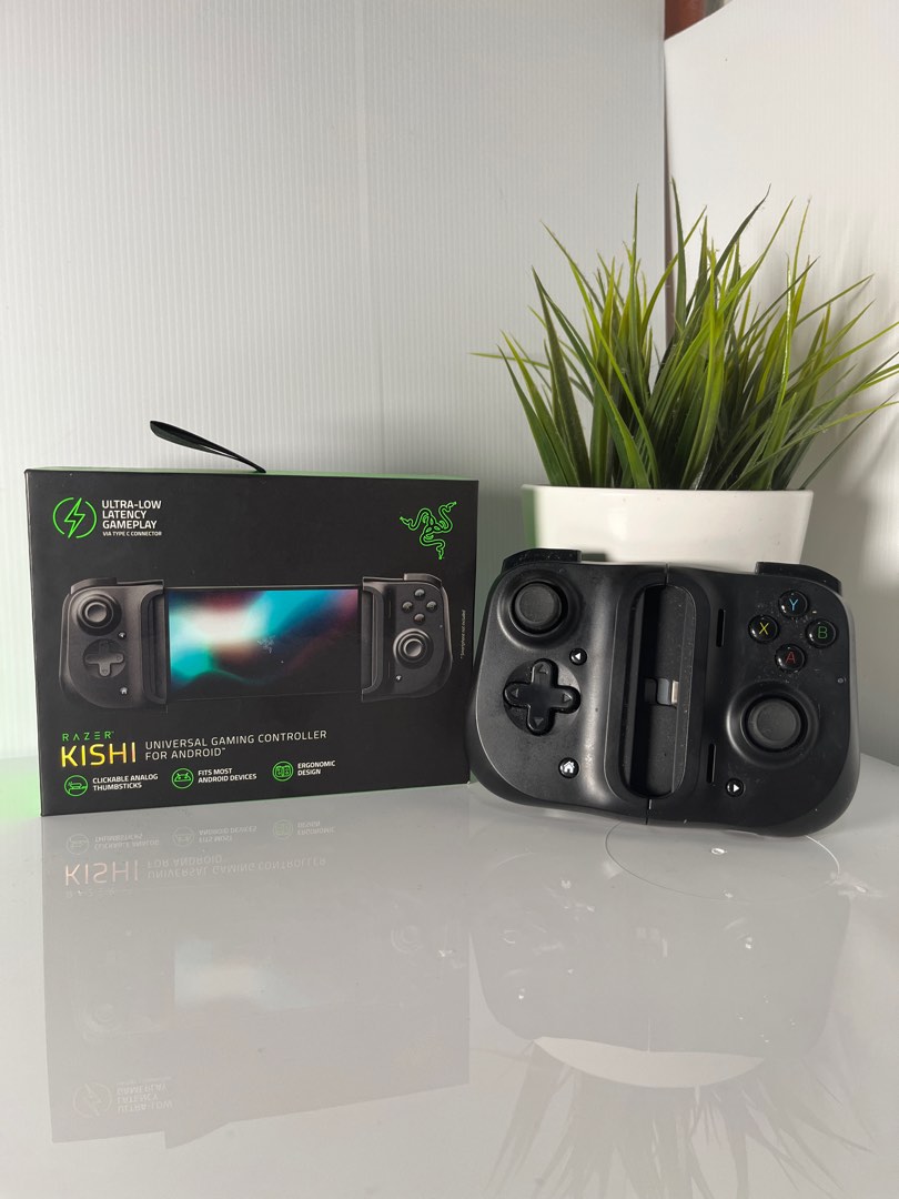 RAZER KISHI Android controller, Video Gaming, Gaming Accessories ...