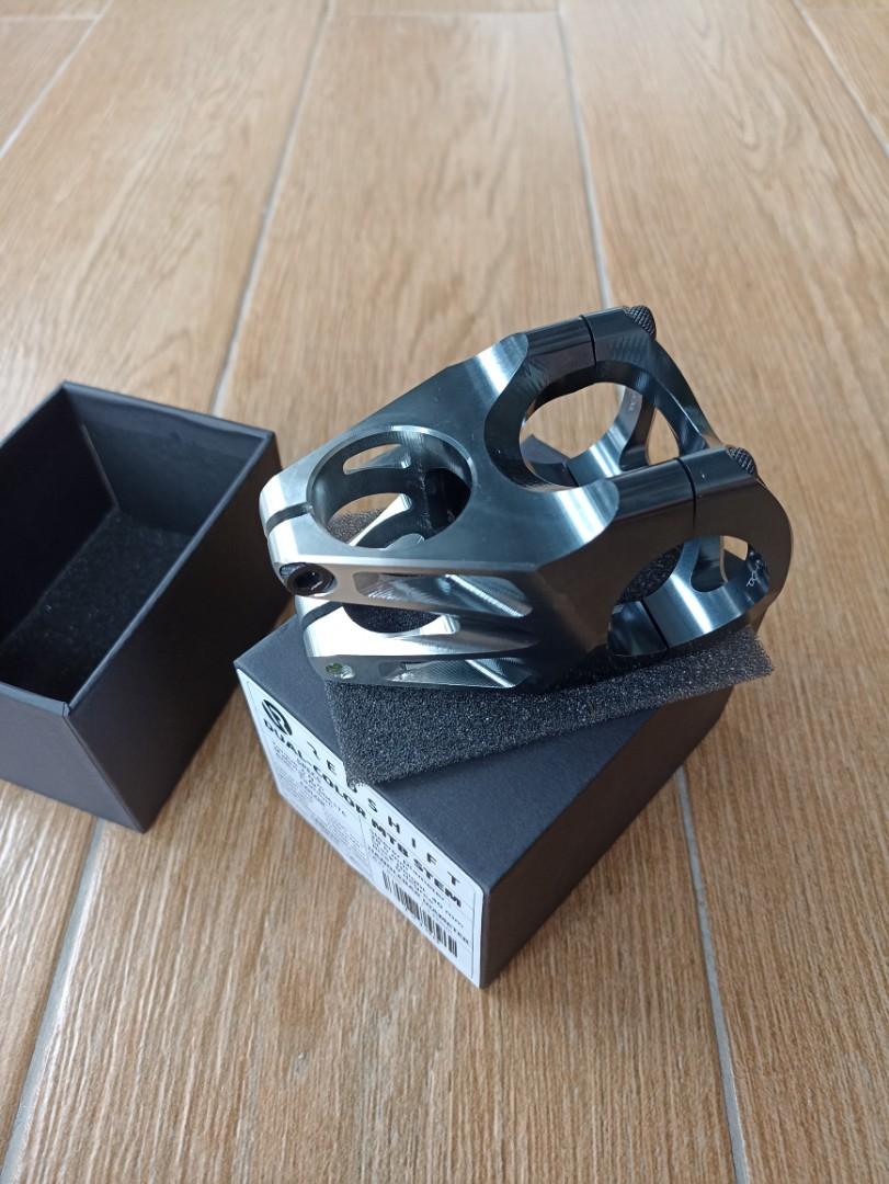 REDSHIFT dual-colour MTB stem, Sports Equipment, Bicycles & Parts ...