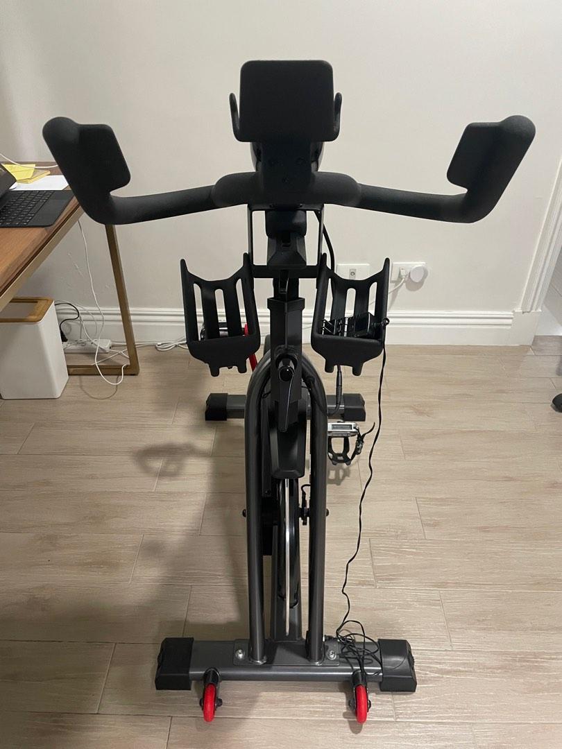 SCHWINN IC8 INDOOR CYCLING BIKE, Sports Equipment, Exercise & Fitness ...