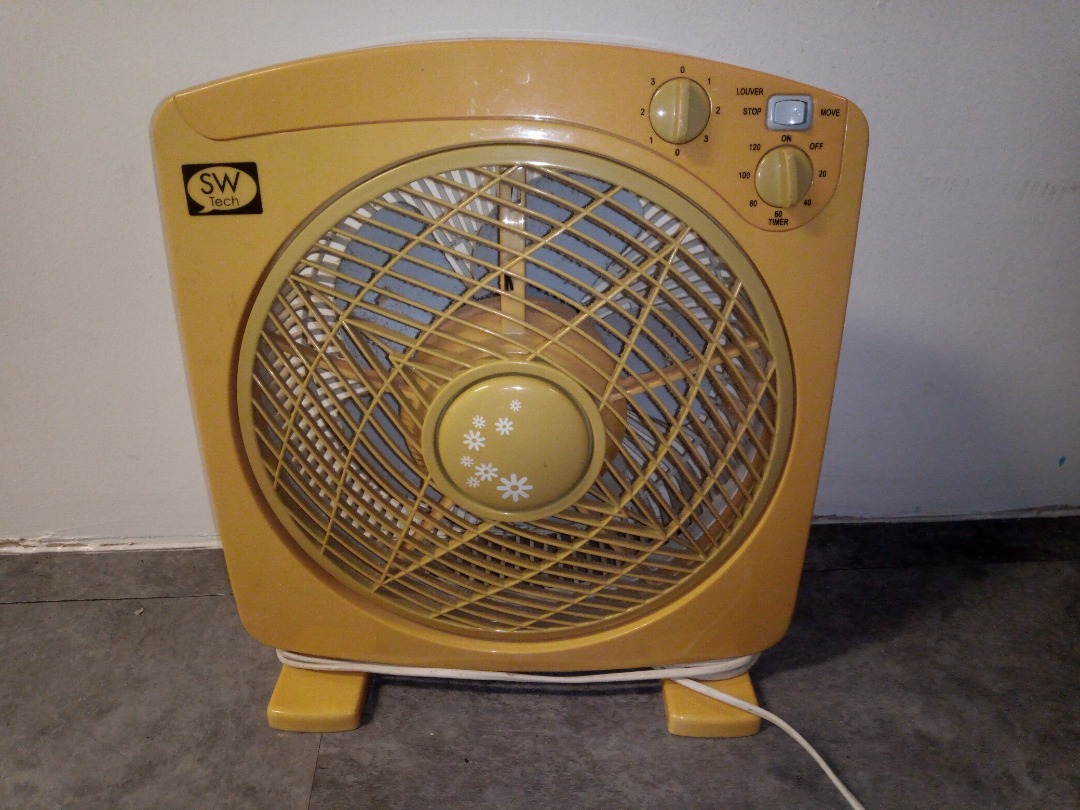 SW Tech 60W 10″ electric box fan 西南科技 10″ 鴻運扇 電風扇, 傢俬＆家居, 燈飾及風扇, 風扇 ...