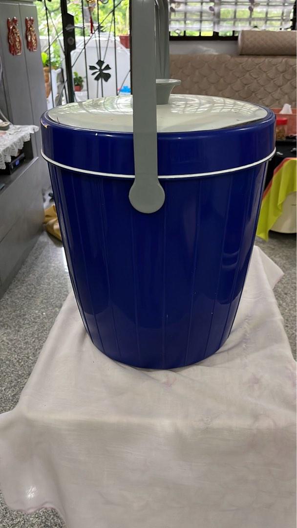Toyogo cold or hot bucket 19L Container, Furniture & Home Living ...