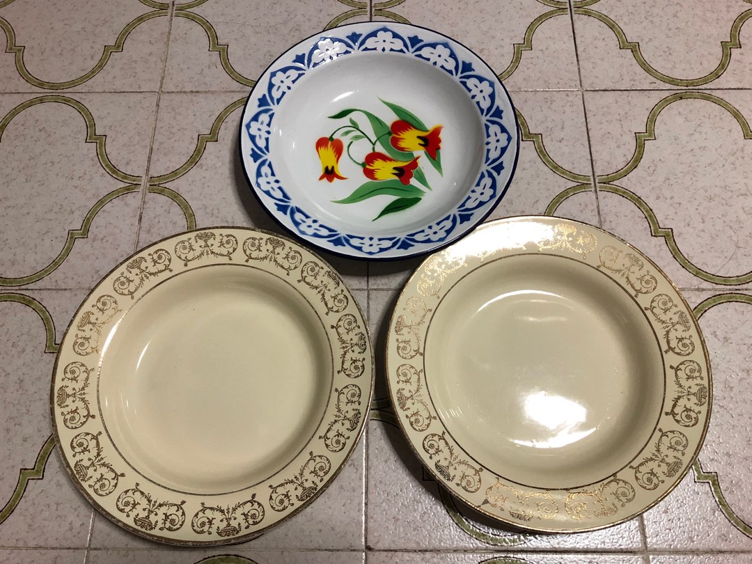 Traditional vintage plates, Furniture & Home Living, Kitchenware ...