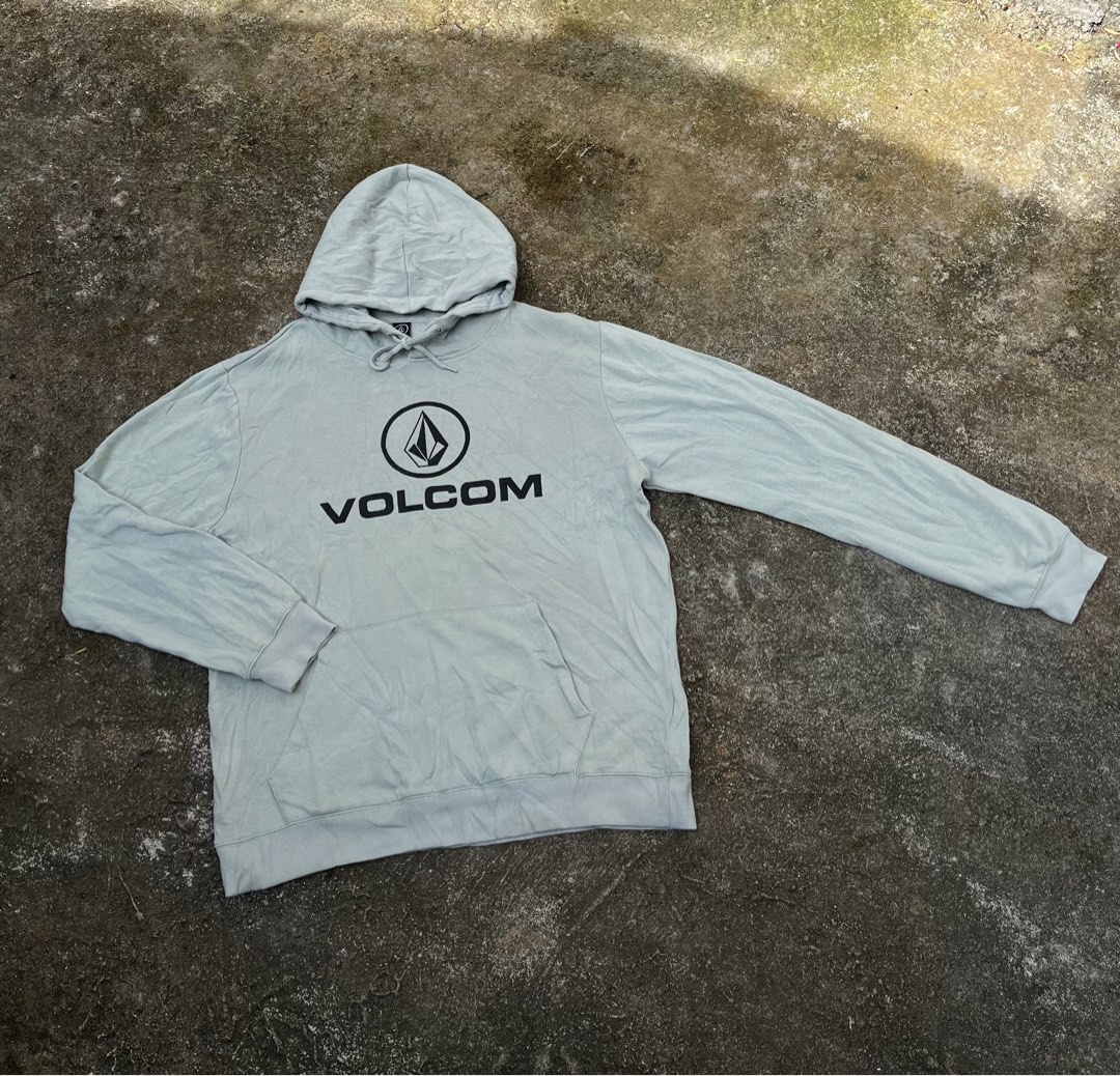 Volcom, Men's Fashion, Tops & Sets, Hoodies on Carousell