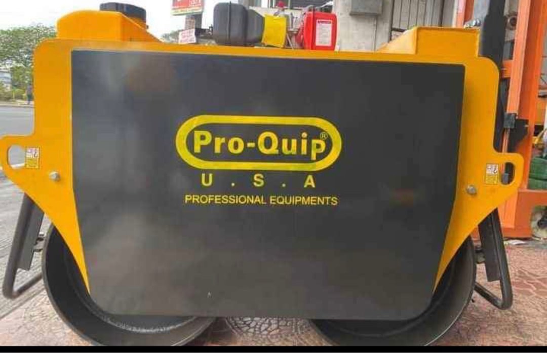 WALK BEHIND VIBRATORY ROLLER (MINI PISON), Commercial & Industrial ...