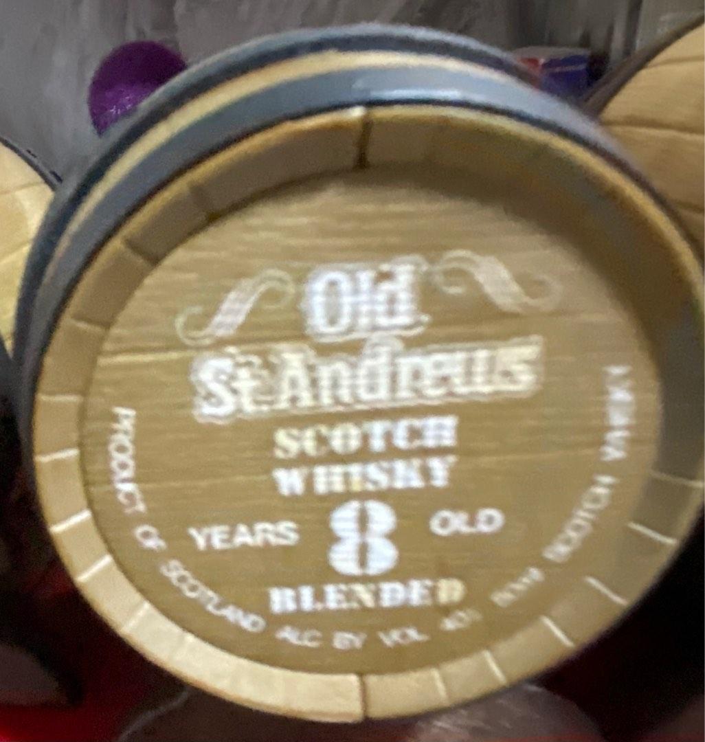 Whisky in vintage mini barrels, Food & Drinks, Beverages on Carousell