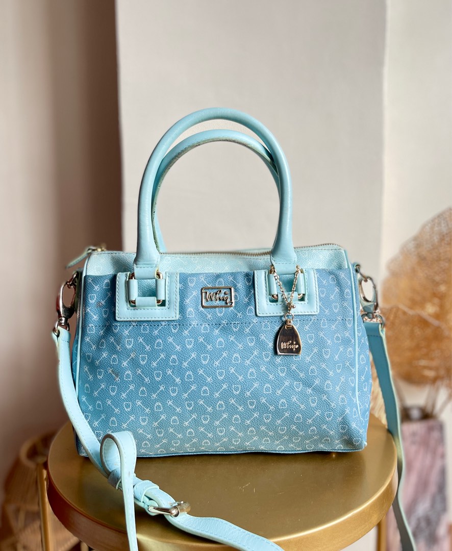 Why international two way bag, Luxury, Bags & Wallets on Carousell