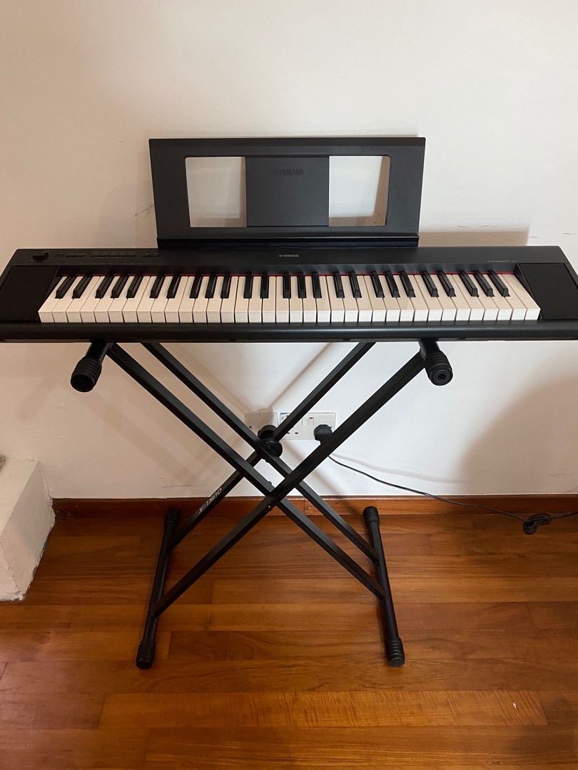 Yamaha Piaggero NP-12 Keyboard with stand, Hobbies & Toys, Music & Media, Musical Instruments on ...