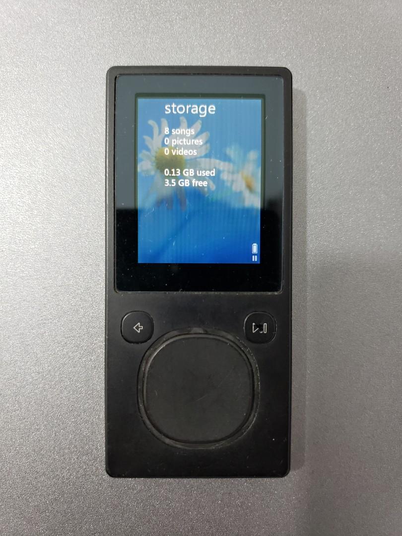 Zune 4GB 2nd Gen Microsoft, Audio, Portable Music Players on Carousell