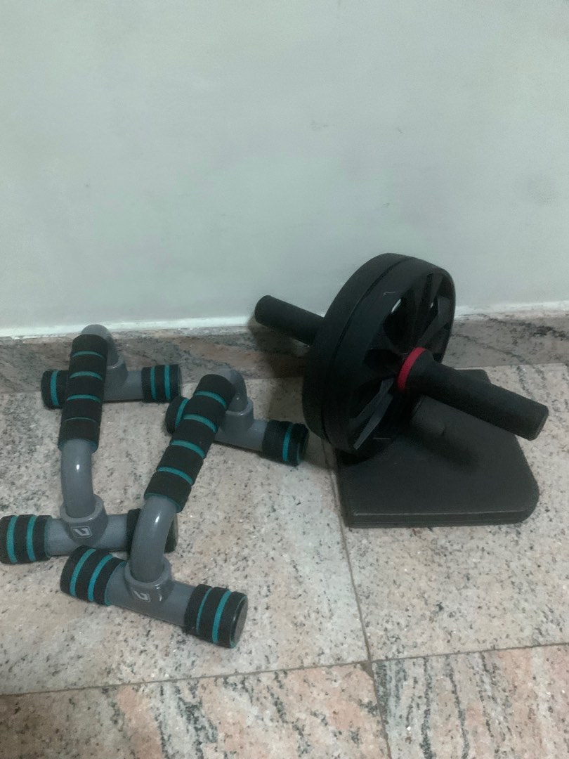 Abs roller and Push up bars, Sports Equipment, Exercise & Fitness ...