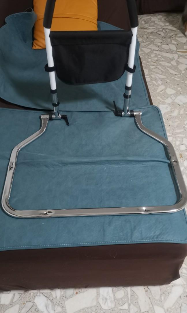 Bed side guard fall prevention, Health & Nutrition, Assistive ...