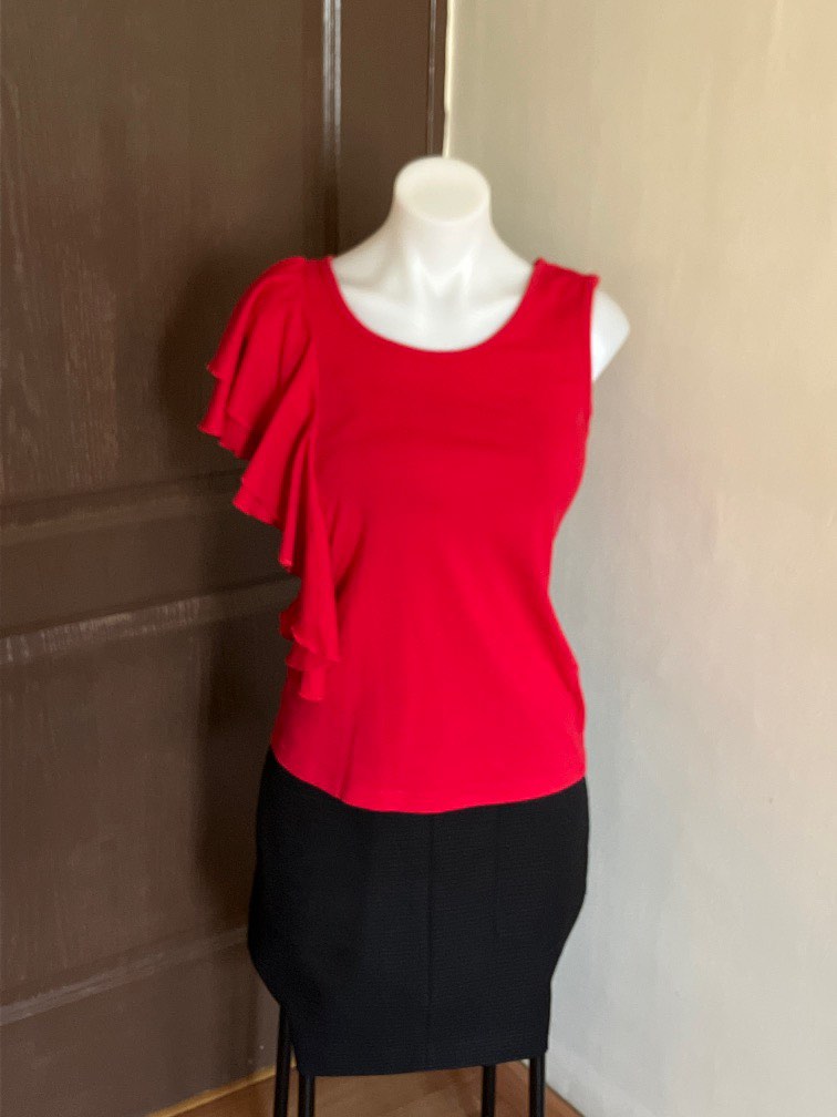 Bright red top, Women's Fashion, Tops, Blouses on Carousell