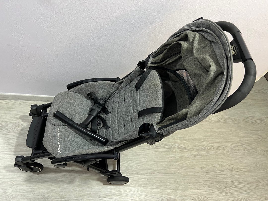 Cabin stroller, Babies & Kids, Going Out, Strollers on Carousell