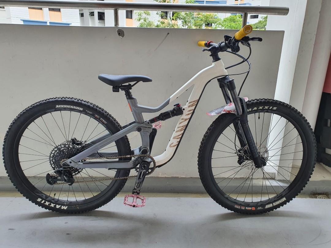 CANYON SPECTRAL YOUNG HERO, Sports Equipment, Bicycles & Parts ...