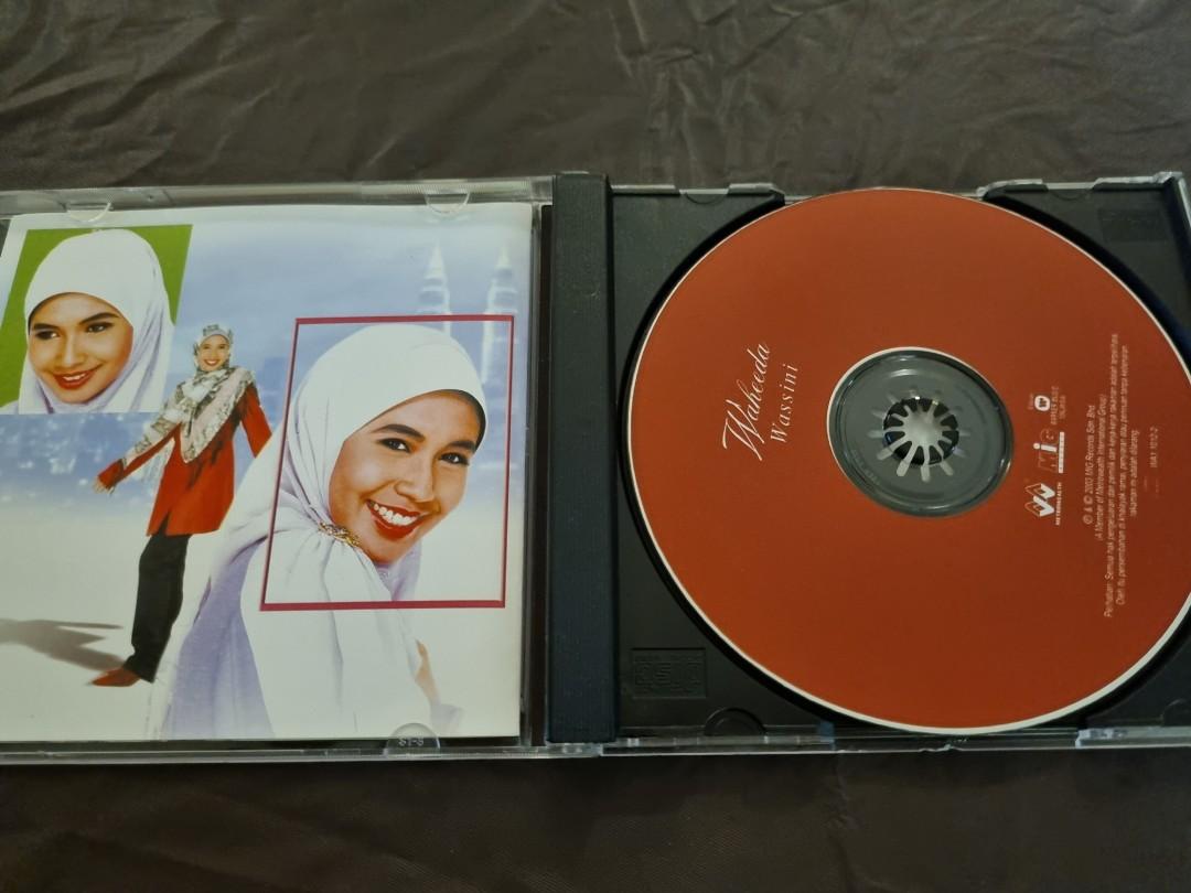 CD Waheeda Wassini, Hobbies & Toys, Music & Media, CDs & DVDs on Carousell