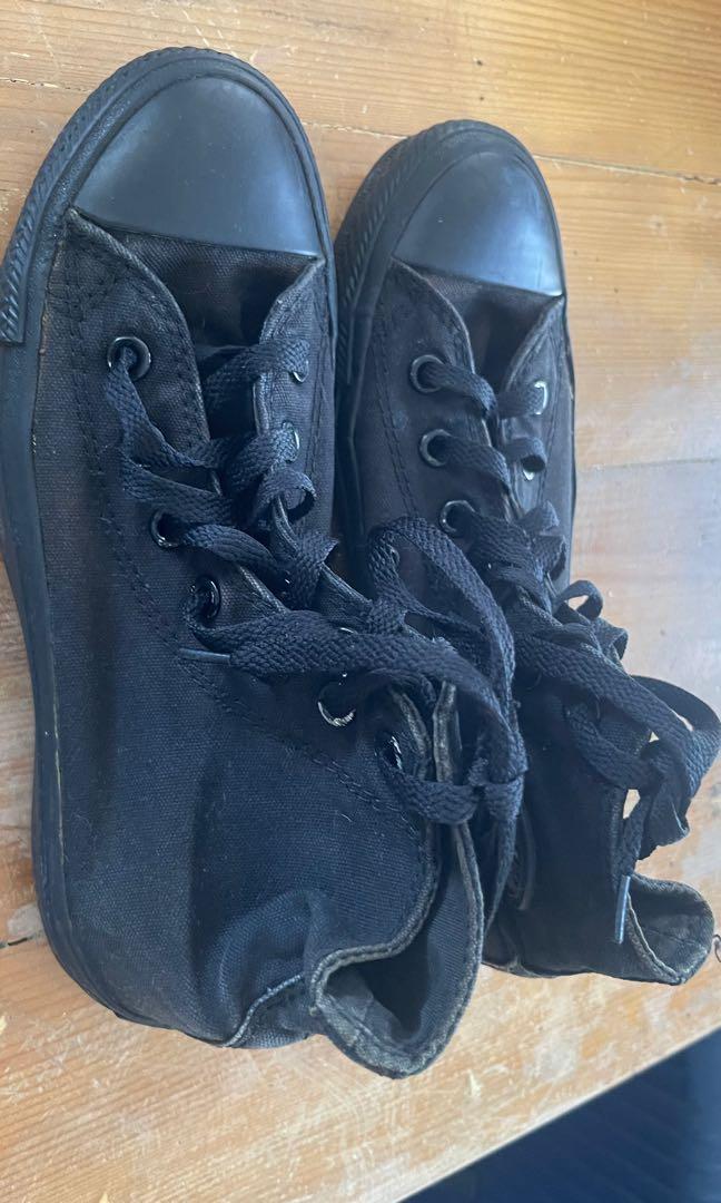 Chucky Taylor Allstar (Size 6W), Women's Fashion, Footwear, Sneakers on ...