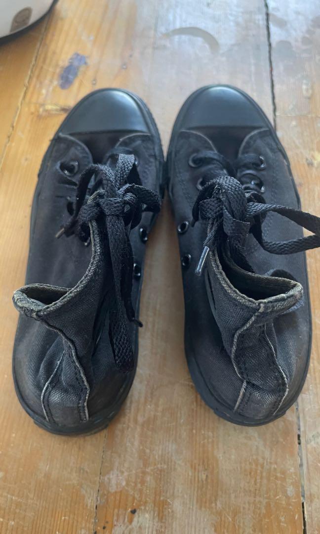 Chucky Taylor Allstar (Size 6W), Women's Fashion, Footwear, Sneakers on ...