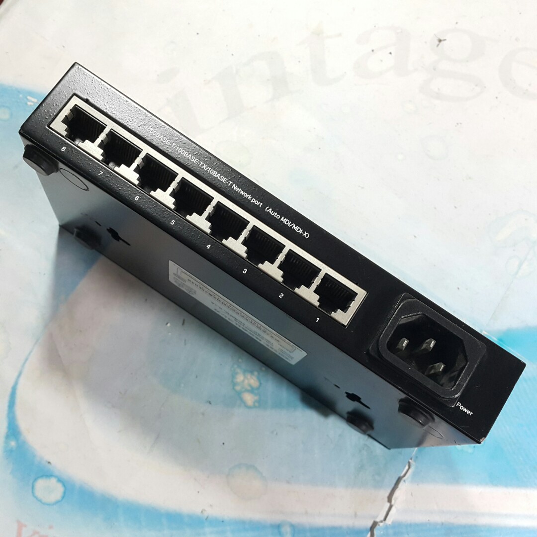 Corega 8 port gigabit ethernet switch, Computers & Tech, Parts ...