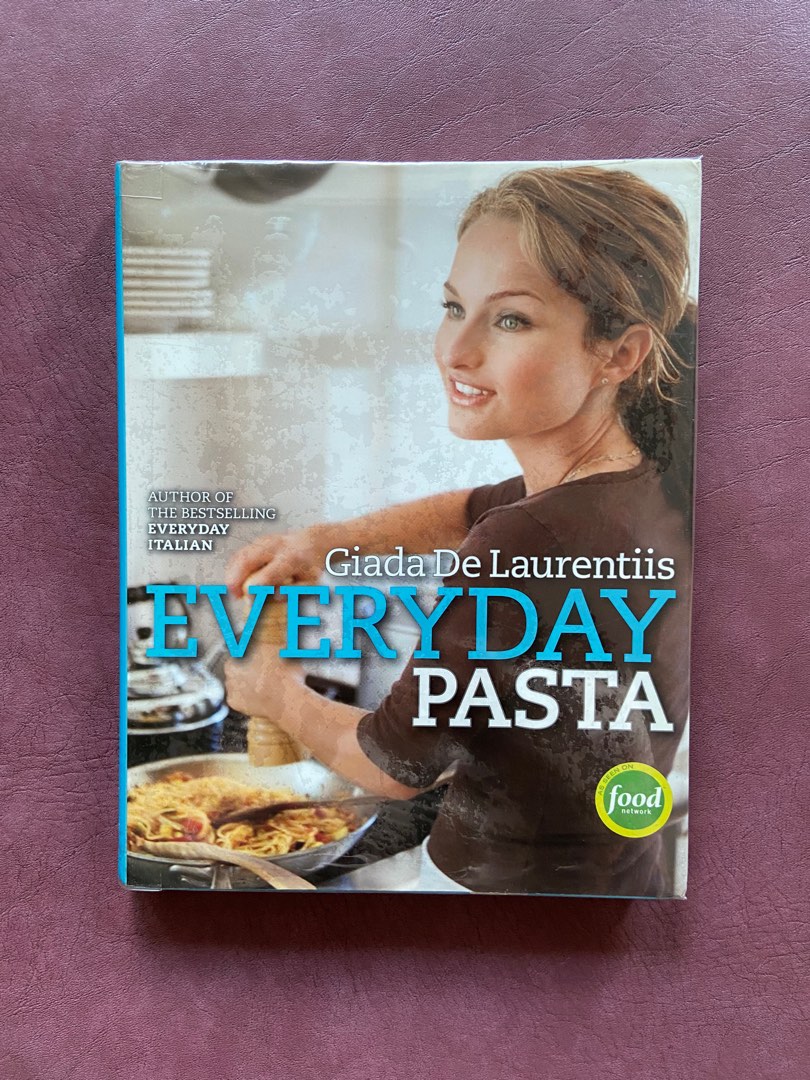 Everyday Pasta: A Cookbook by Giada De Laurentiis, Hobbies & Toys ...