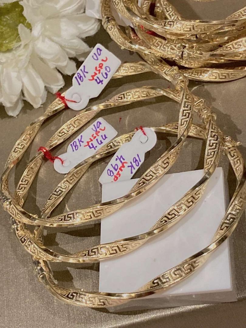 Fendi Twisted Bangle 18k Japan gold, Women's Fashion, Jewelry ...