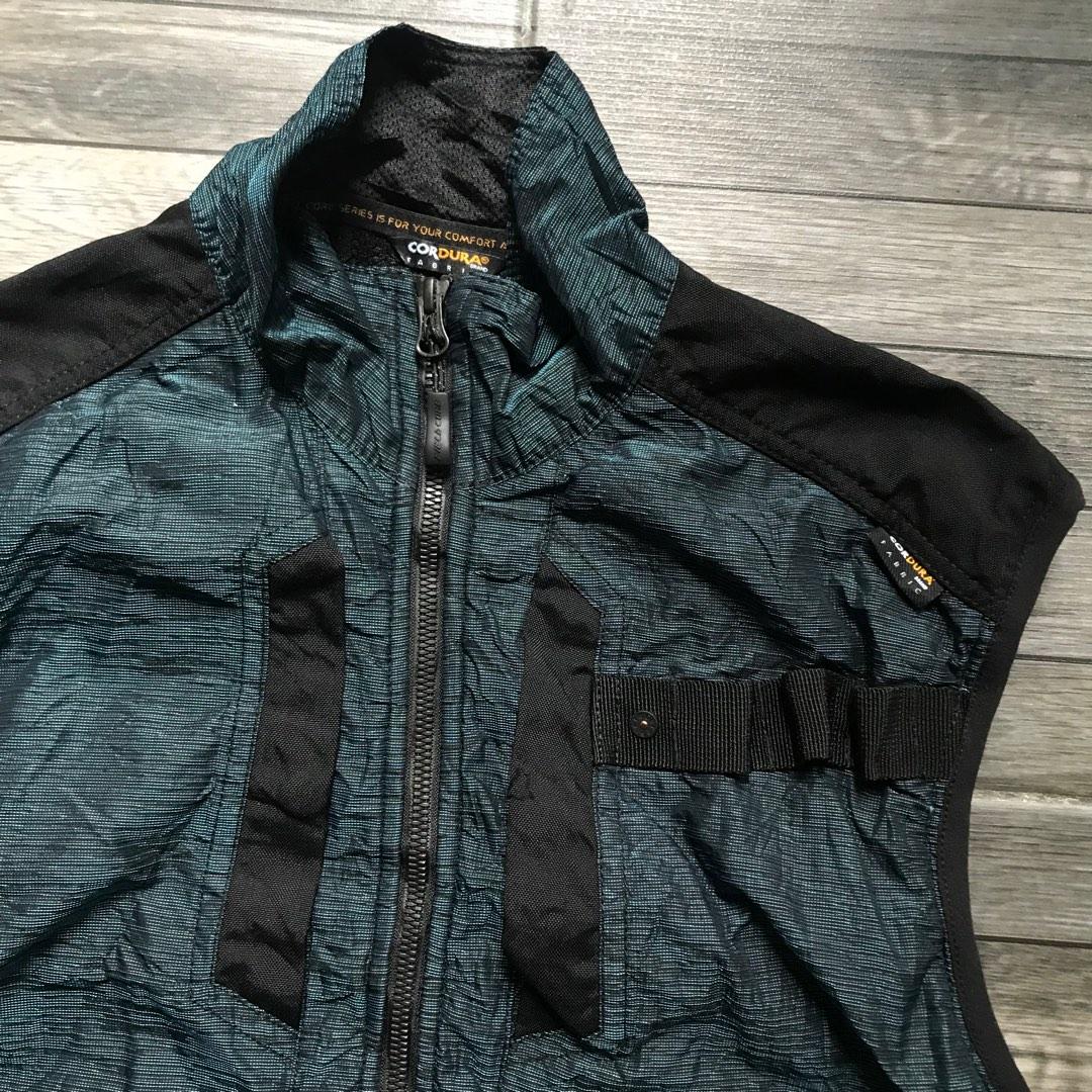 FIELDCORE VEST OUTDOOR GEAR cordura fabric, Men's Fashion, Coats ...