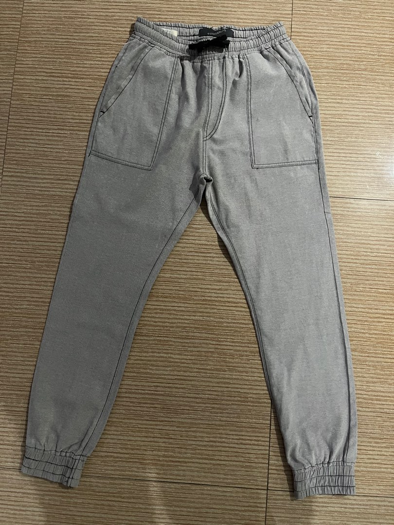 Folded & Hung jogger pants, Men's Fashion, Bottoms, Joggers on Carousell