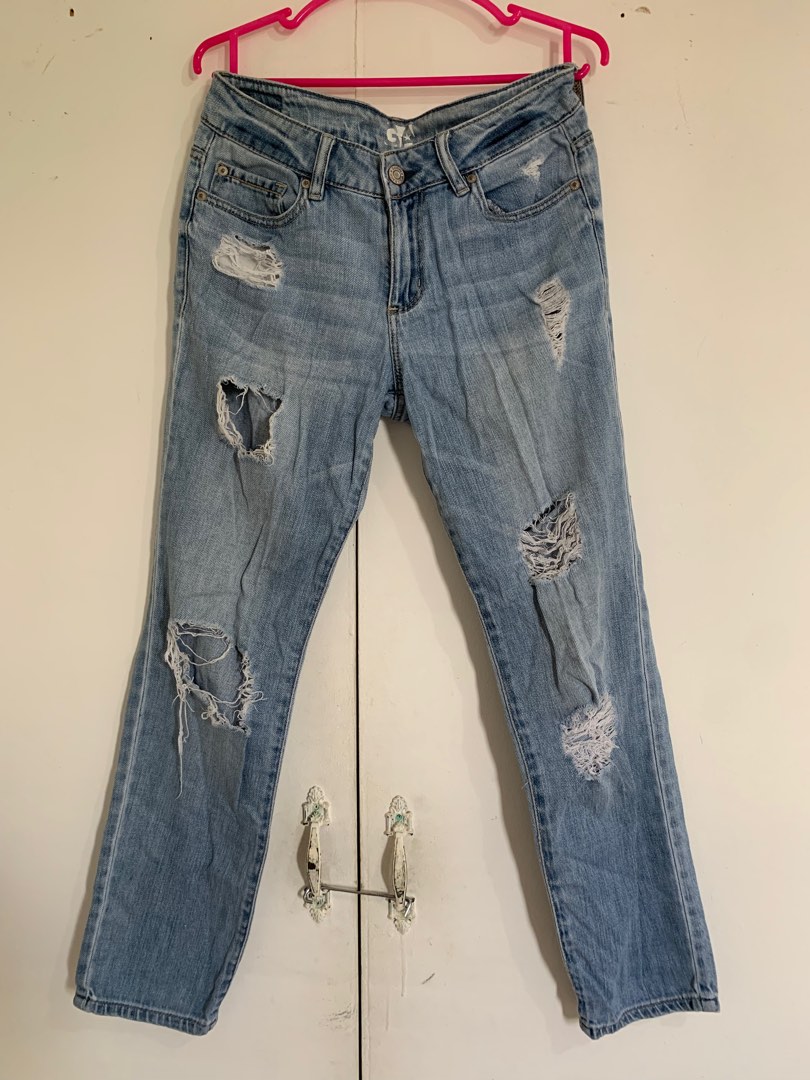 Garage Tattered Jeans, Women's Fashion, Bottoms, Jeans on Carousell