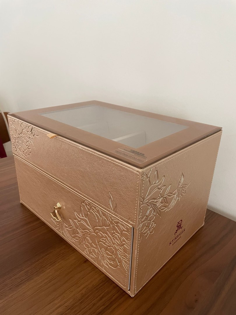 Glass storage box and premium tea pot set, Furniture & Home Living ...